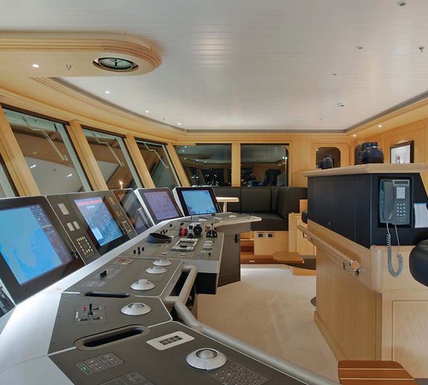 Station Image Gallery - Helm Station - Helm Station – Luxury Yacht ...